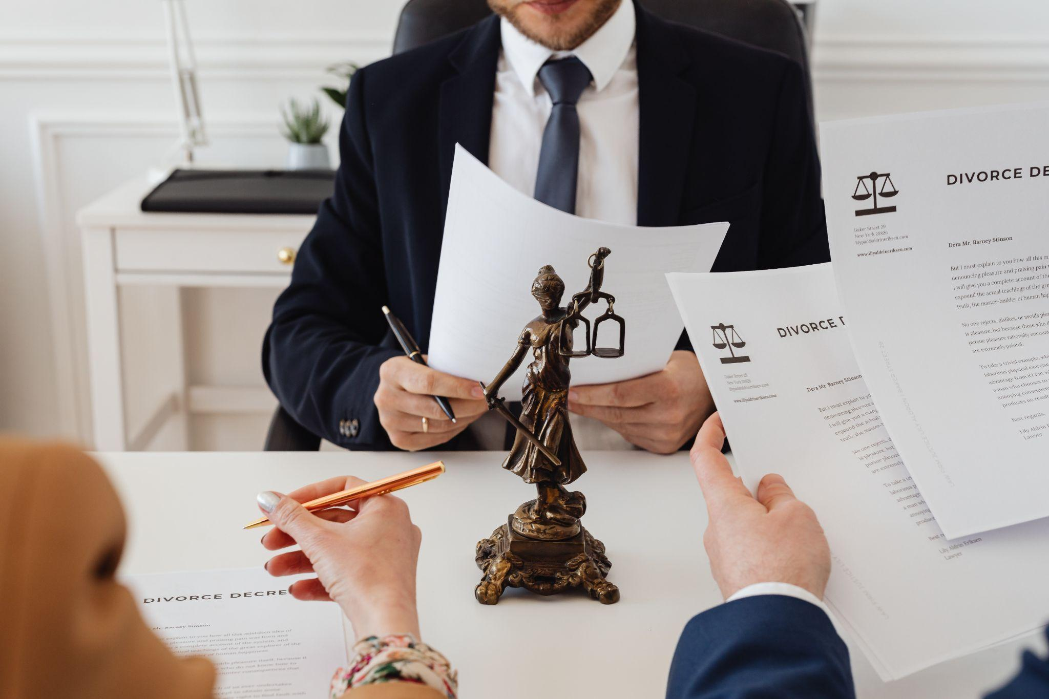 4 Types of Lawyers You Need to Know About - Focus Insider